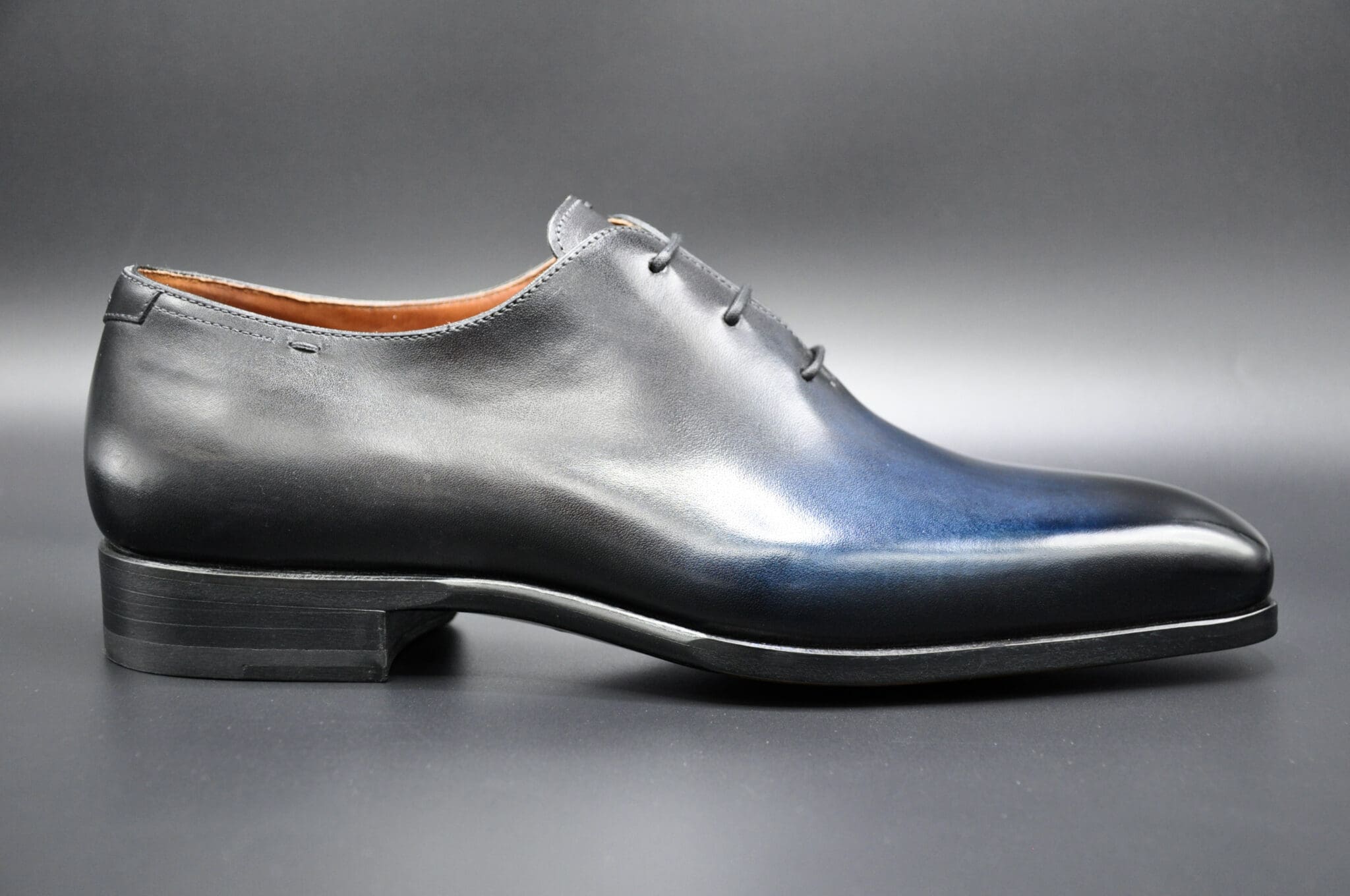 Magnanni - Blue Sole Shoes